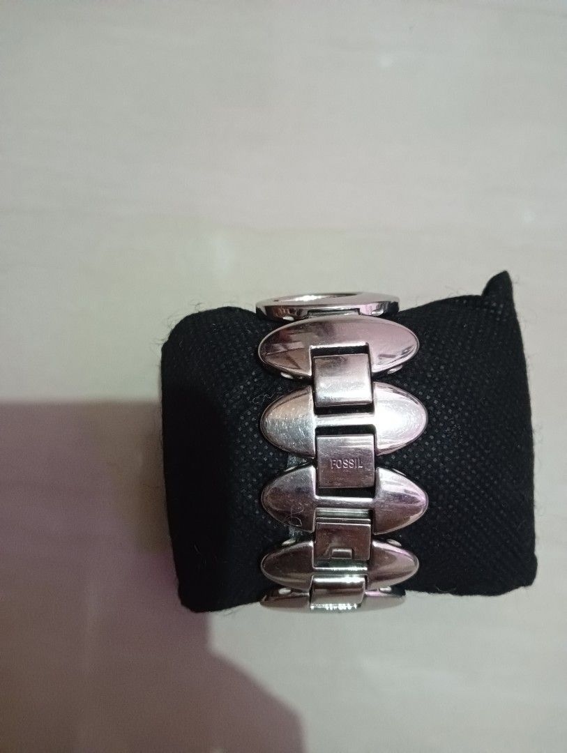 Jam tangan Fossil wanita authentic, Fesyen Wanita, Jam Tangan di Carousell
