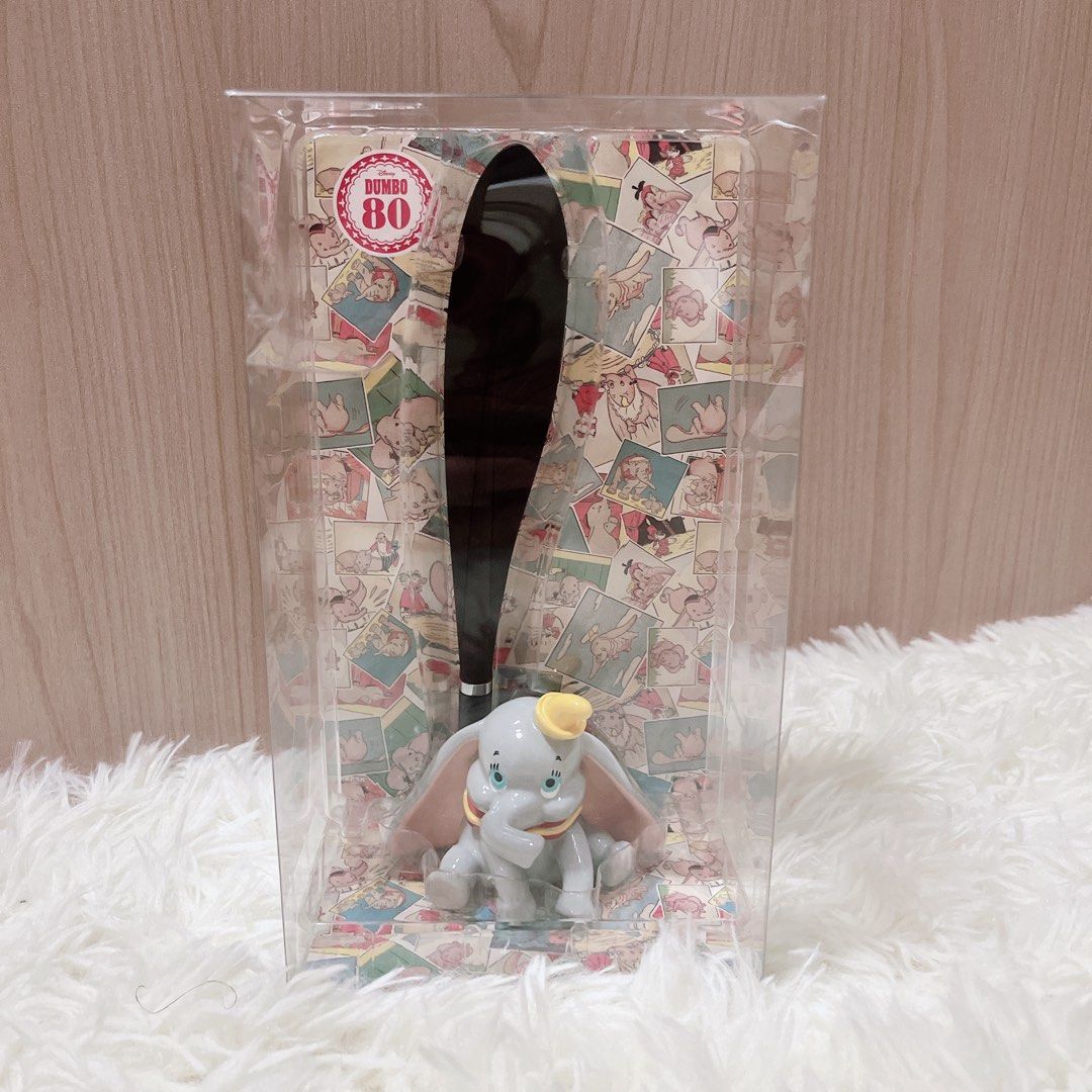 Japan Disneystore exclusive Disney dumbo 80 anniversary figure with pen ...