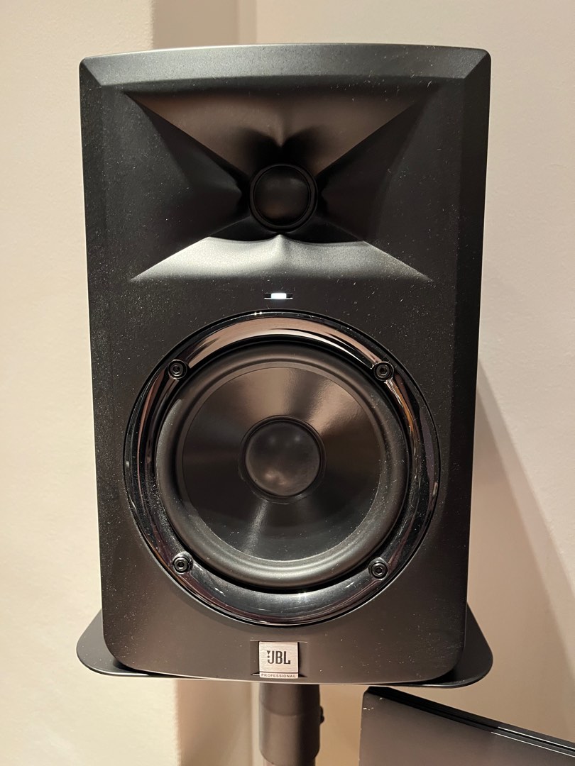 JBL LSR 305 (PAIR), Audio, Soundbars, Speakers & Amplifiers on Carousell