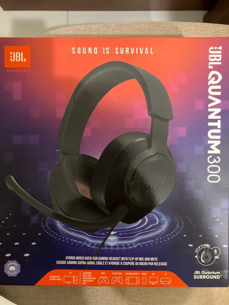 JBL Quantum 300 headphones, Audio, Headphones & Headsets on Carousell