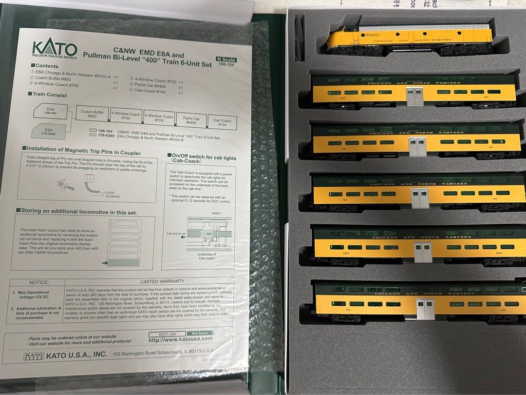 Kato C&NW EMD E8A and Pullman bi-level 400, Hobbies & Toys, Toys & Games on Carousell