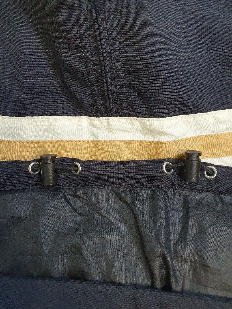 KILLER LOOP BY DESCENTE WINDBREAKER, Men's Fashion, Coats, Jackets and Outerwear on Carousell