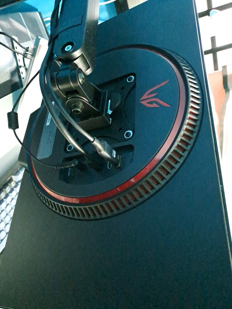 LG 24GN650 Monitor 24 inch 144 hz, Computers & Tech, Parts ...