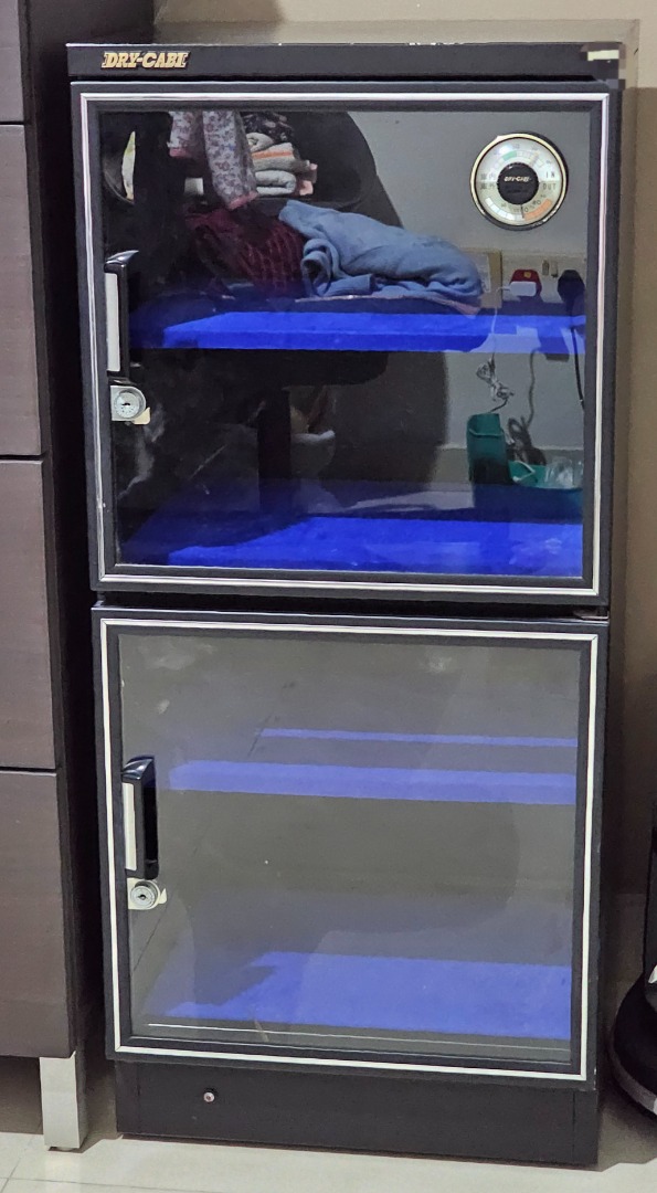 Made in Japan Dry Cabinet 2-Door Fully Automatic Humidity Controlled ...