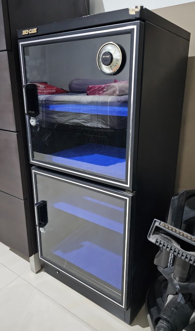 Made in Japan Dry Cabinet 2-Door Fully Automatic Humidity Controlled ...