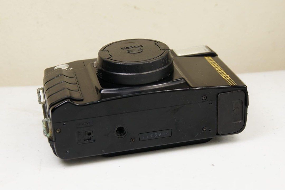 Minolta AF-S Quartz Date Film Camera, Photography, Cameras on Carousell