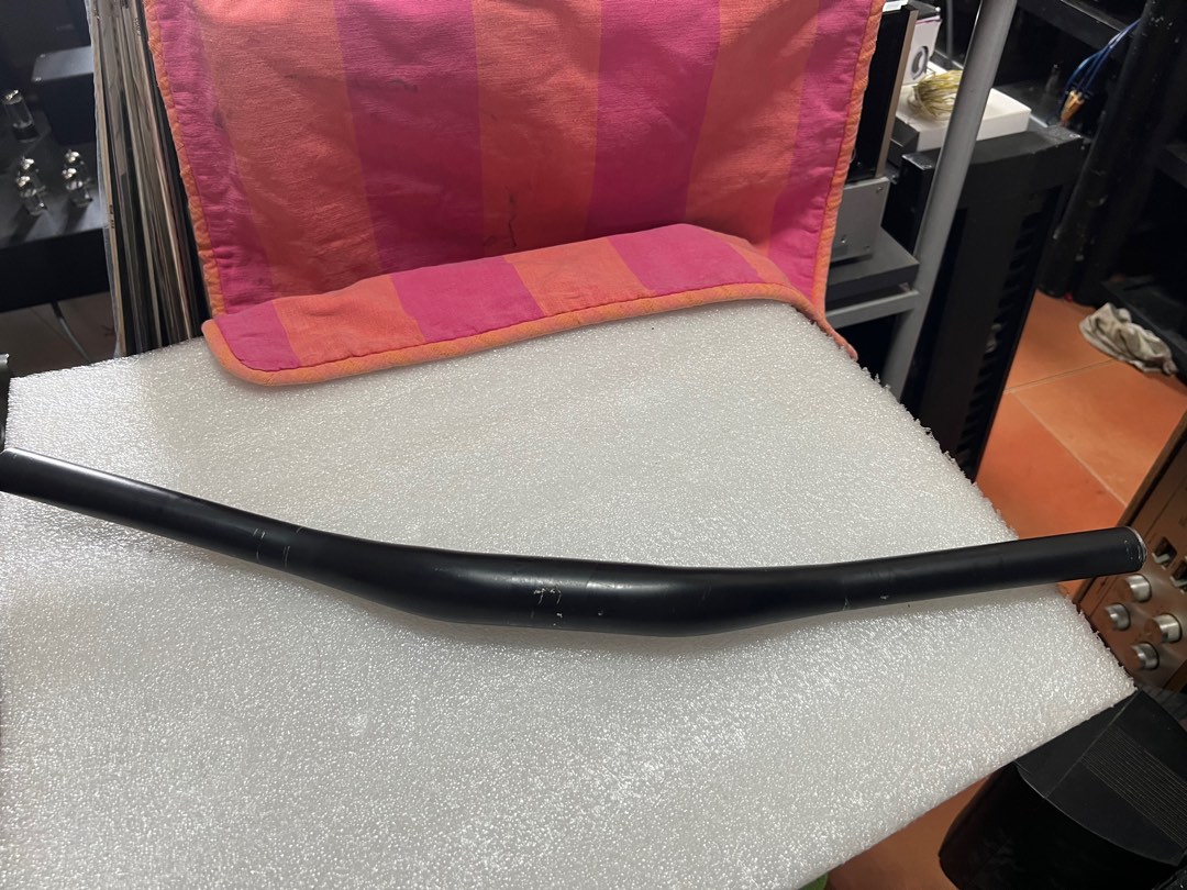 Mountain bike handler bar (no brand ), Sports Equipment, Bicycles ...
