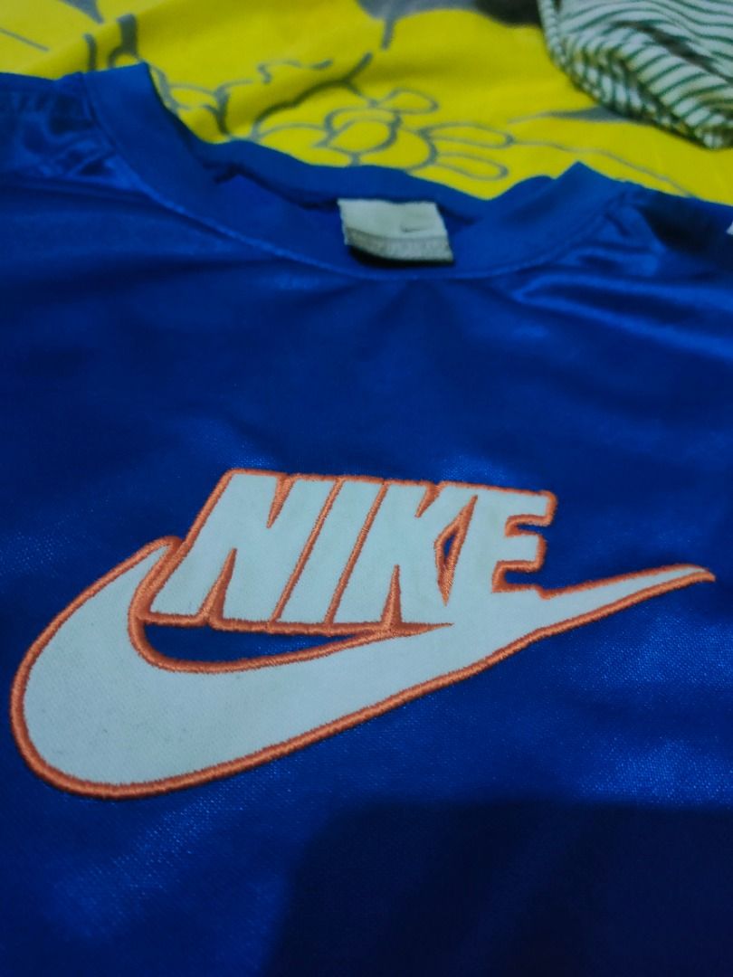 NIKE VINTAGE, Men's Fashion, Tops & Sets, Tshirts & Polo Shirts on Carousell
