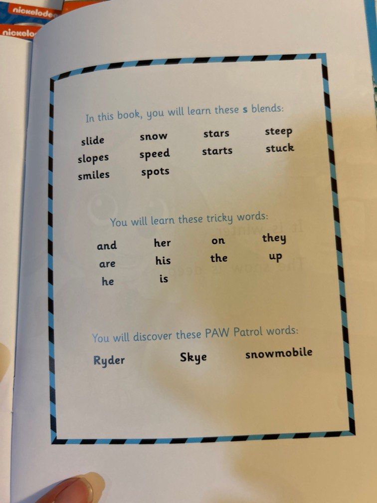 Paws patrol 12 books phonics box set, Hobbies & Toys, Books & Magazines ...