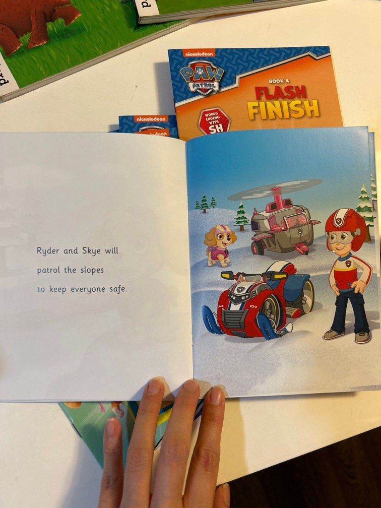 Paws patrol 12 books phonics box set, Hobbies & Toys, Books & Magazines ...