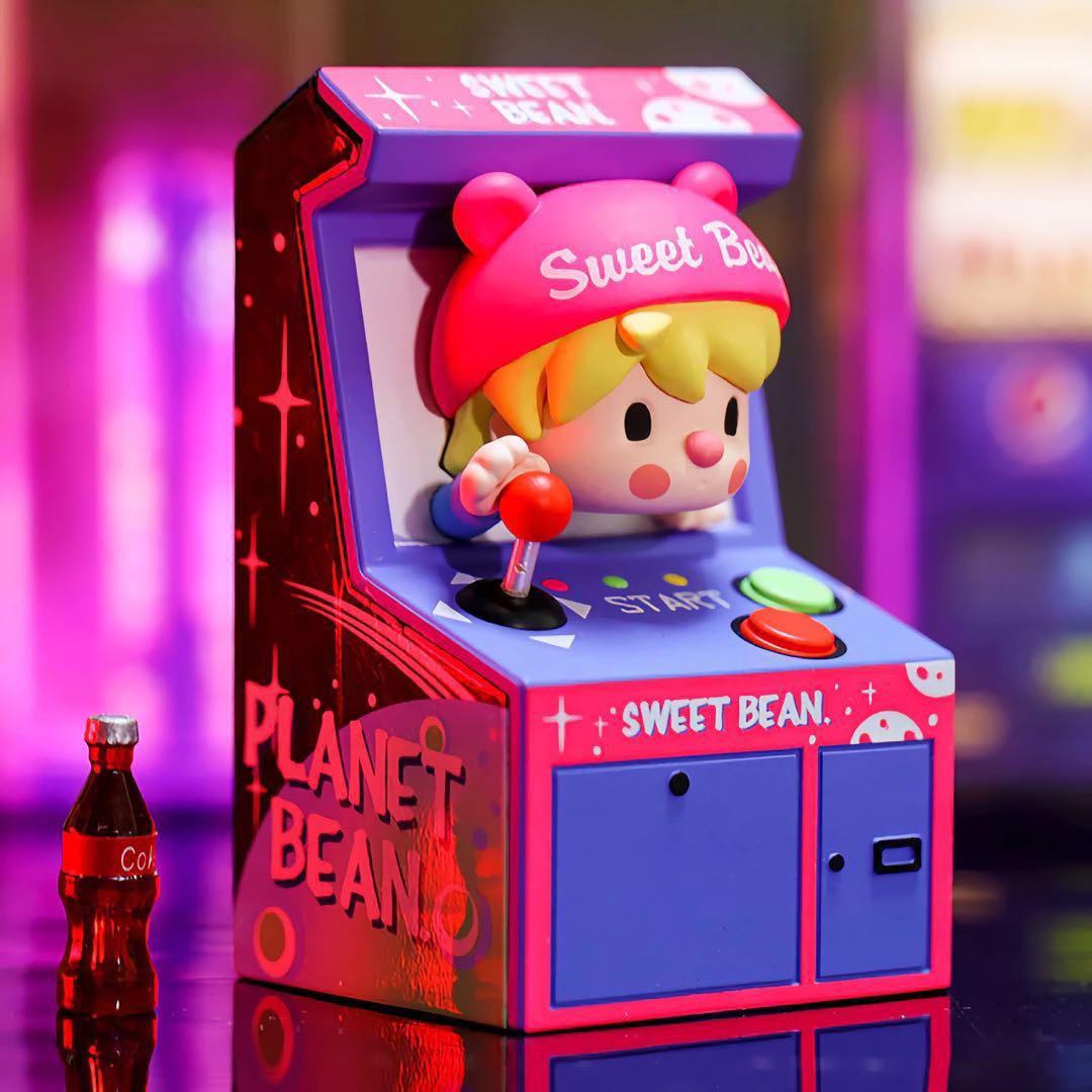 Popmart sweet bean akihabara arcade game, Hobbies & Toys, Toys & Games ...