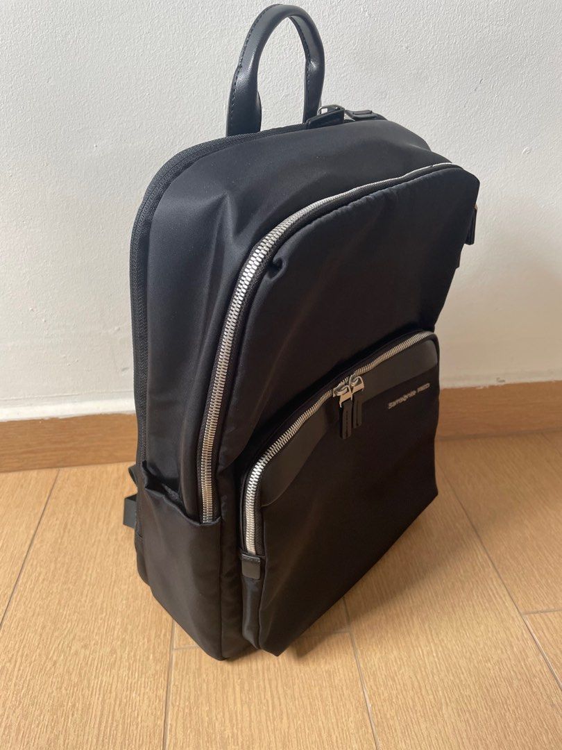 Samsonite Backpack, Women's Fashion, Bags & Wallets, Backpacks on Carousell