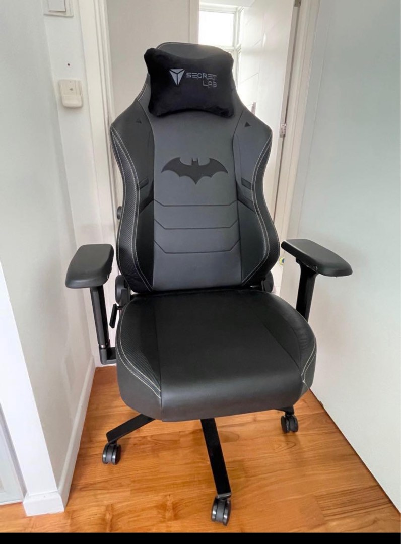 Secret lab TITAN 2020 Dark Knight, Furniture & Home Living, Furniture ...