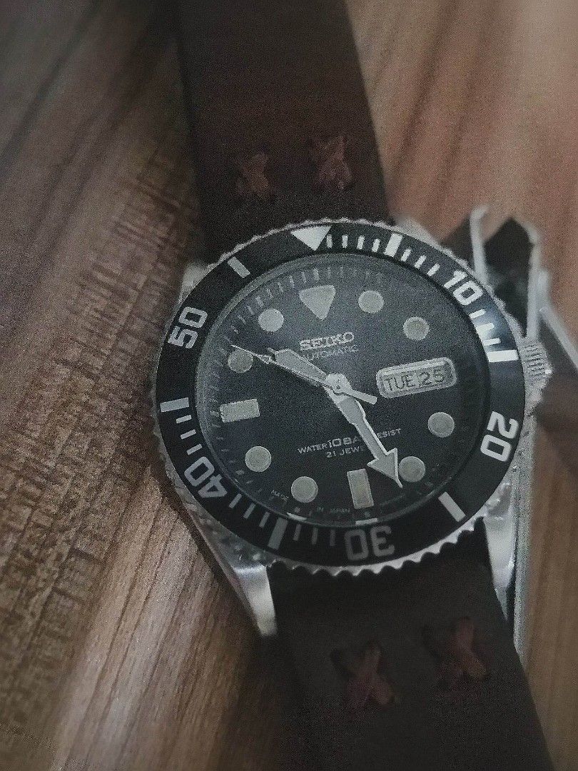 Seiko SKX031J JAPAN, Men's Fashion, Watches & Accessories, Watches on ...