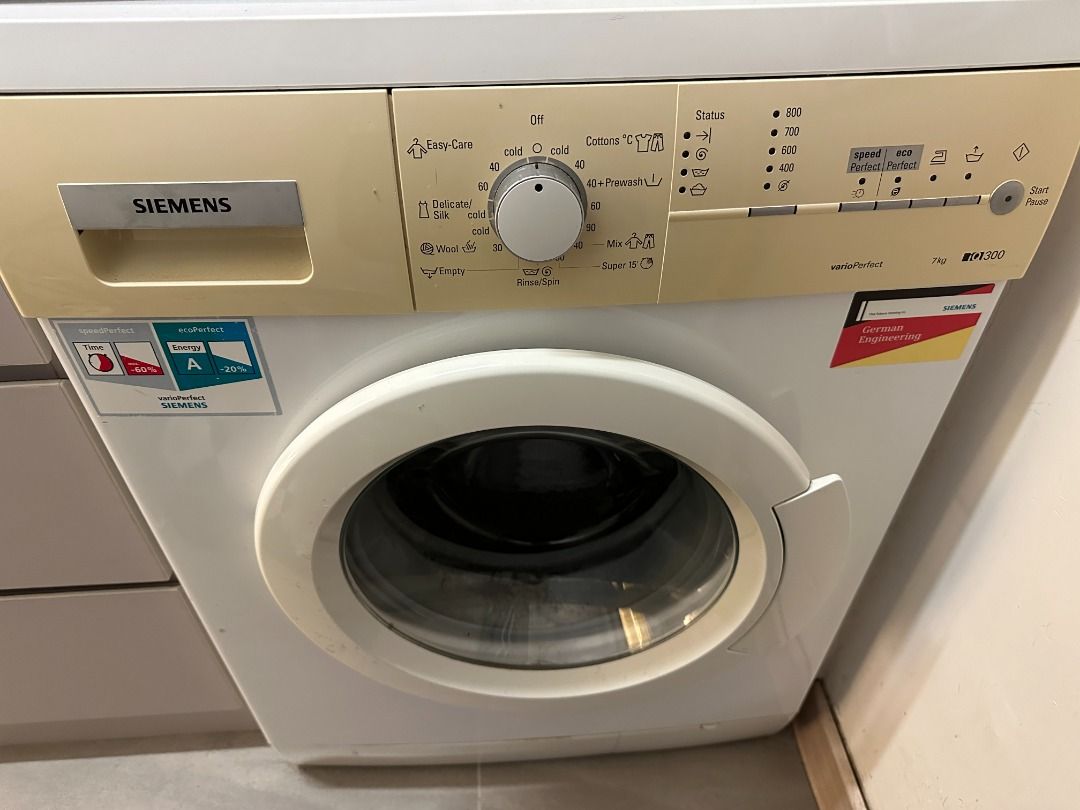 Siemens IQ300 Frontloading Washing Machine, 家庭電器, 洗衣機及乾衣機 - Carousell