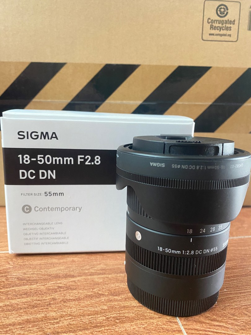 Sigma 18-50mm F2.8 DC DN, Photography, Lens & Kits on Carousell