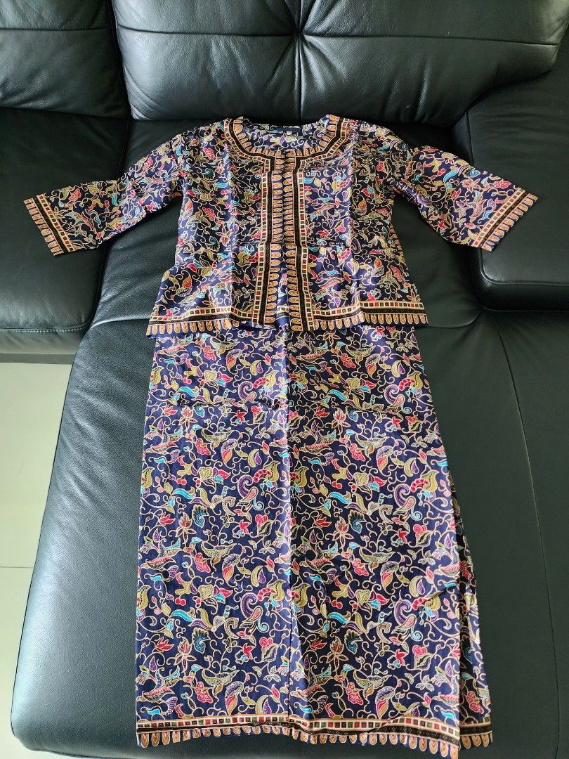 Singapore airline dress(costume), Women's Fashion, Dresses & Sets ...