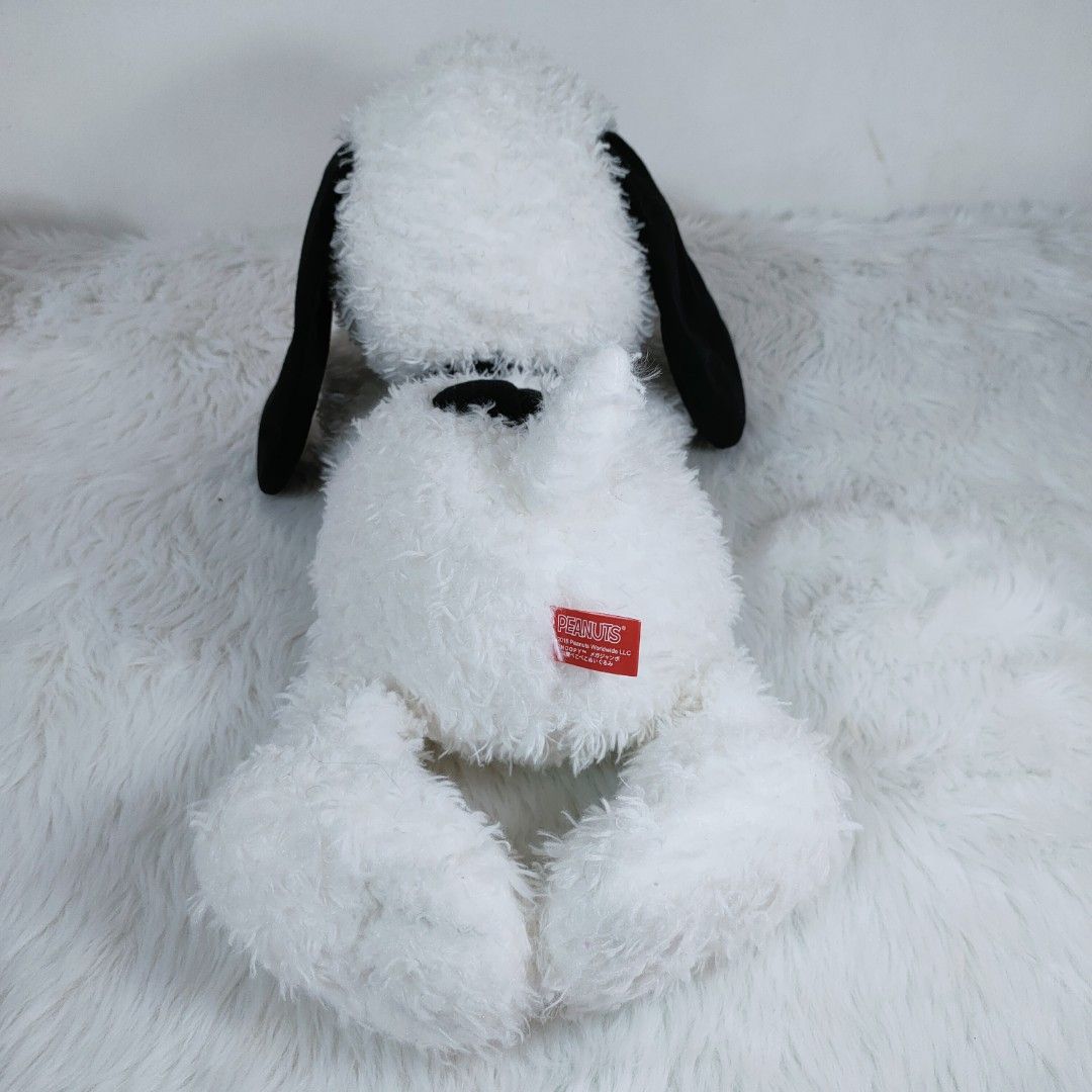 Snoopy Eating Time Plush, Hobbies & Toys, Toys & Games on Carousell