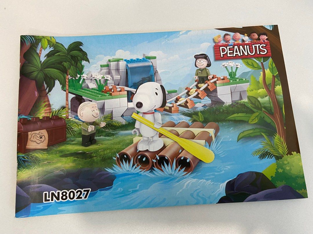 Snoopy miniso peanuts lego, Hobbies & Toys, Toys & Games on Carousell