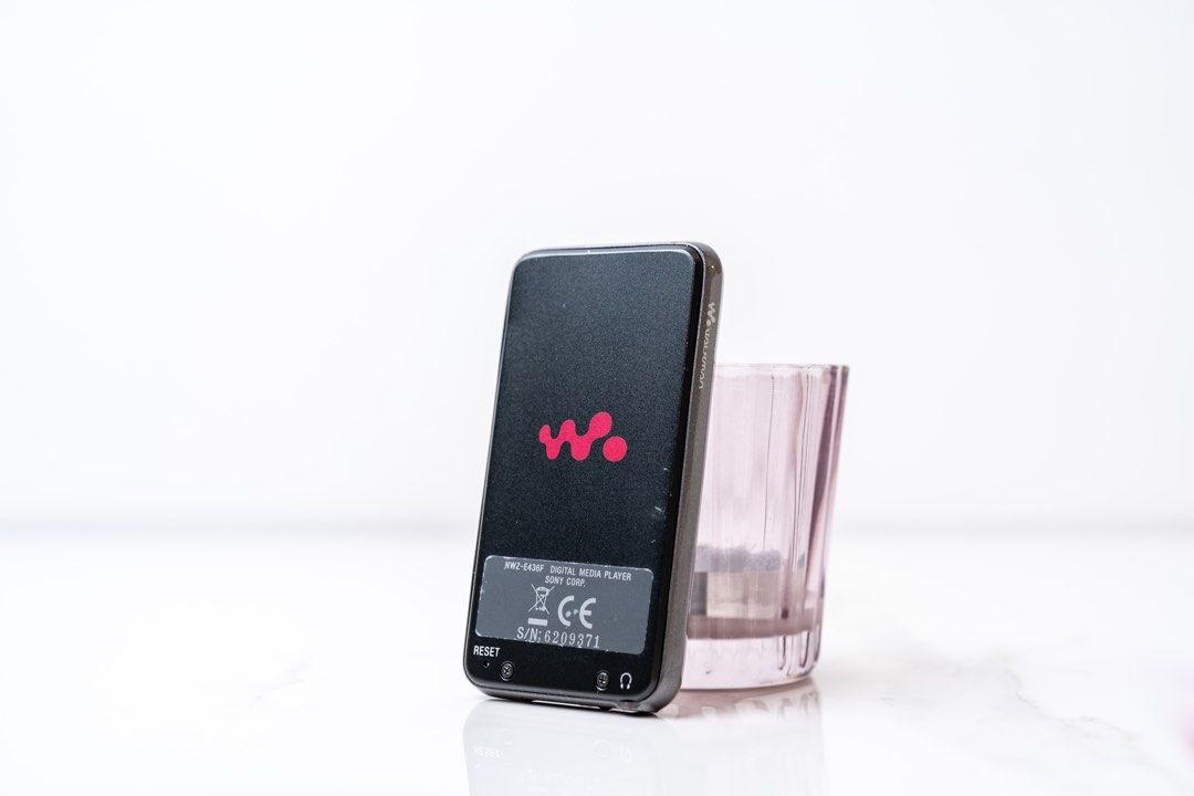 Sony Walkman NWZ-E436F (4GB) MP3 Player, 音響器材, 音樂播放裝置 MP3及CD Player ...