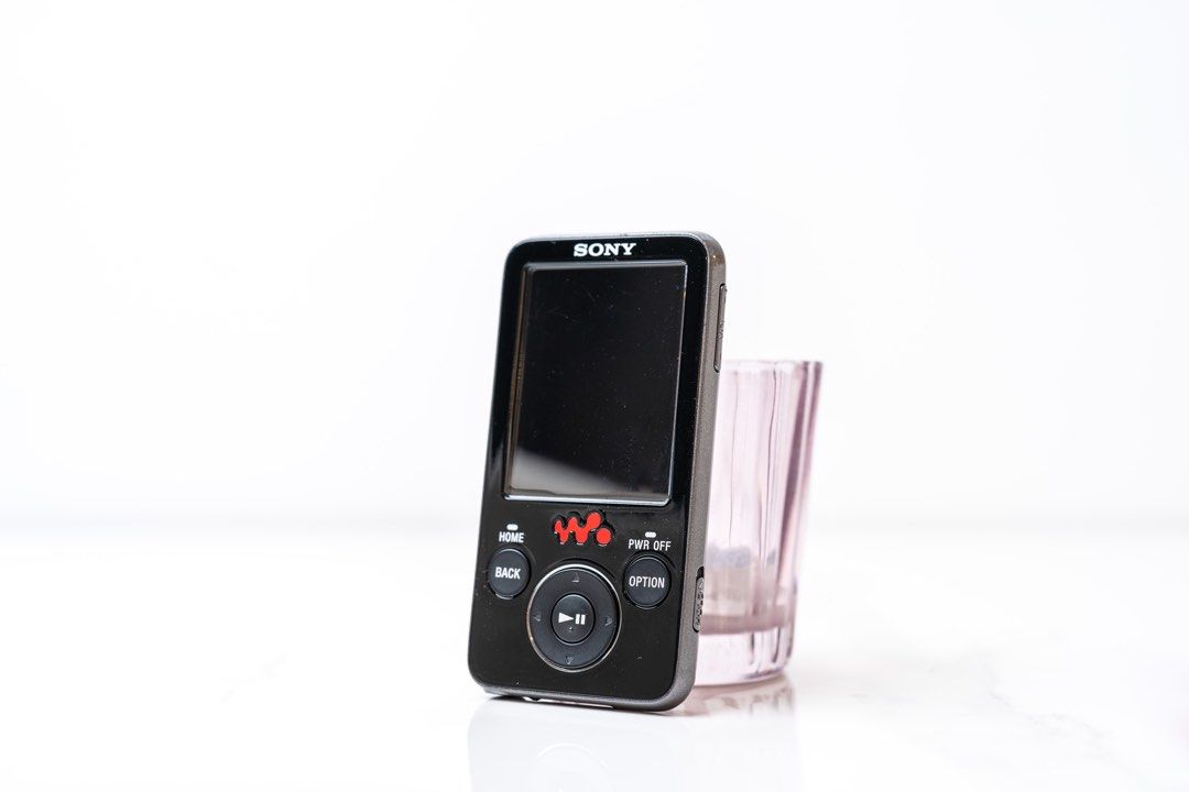 Sony Walkman NWZ-E436F (4GB) MP3 Player, 音響器材, 音樂播放裝置 MP3及CD Player ...