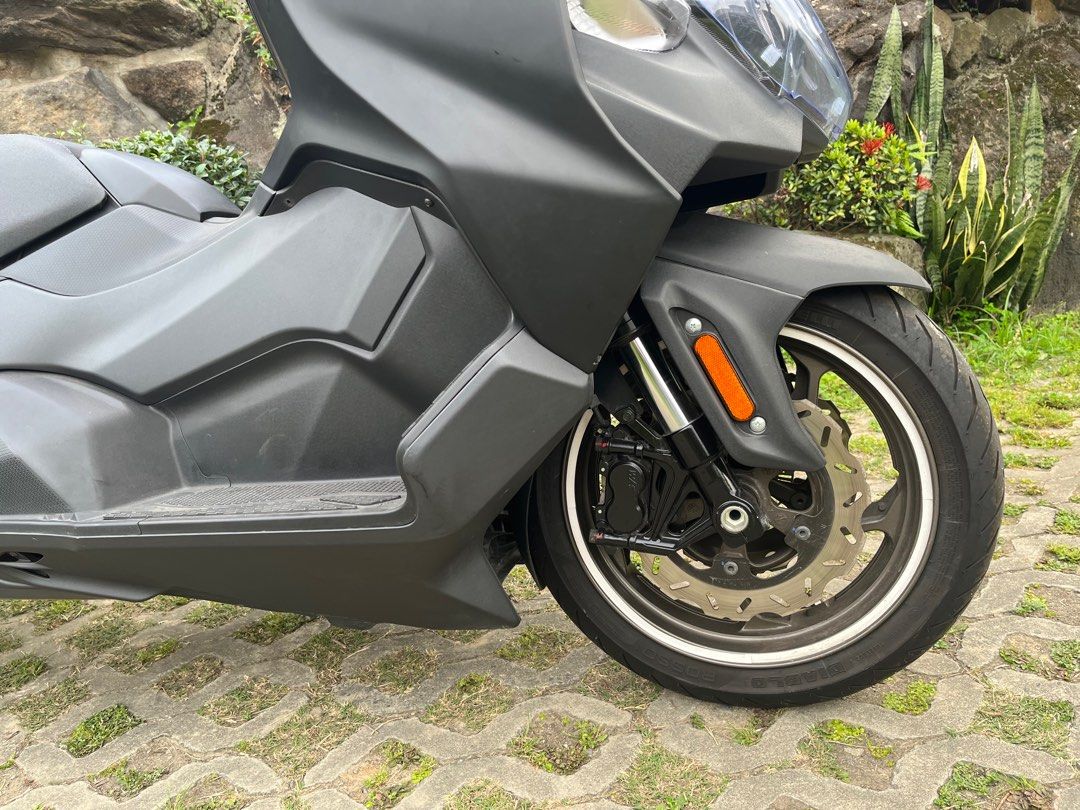 SYM Maxsym TL 465, 機車, 重機在旋轉拍賣