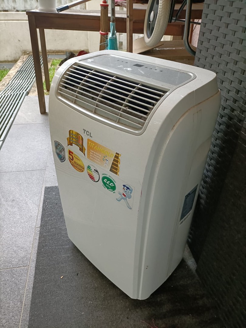 TCL air con unit, TV & Home Appliances, Air Conditioners & Heating on ...