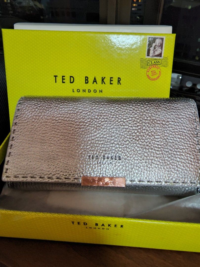 TED BAKER, Women's Fashion, Bags & Wallets, Clutches on Carousell