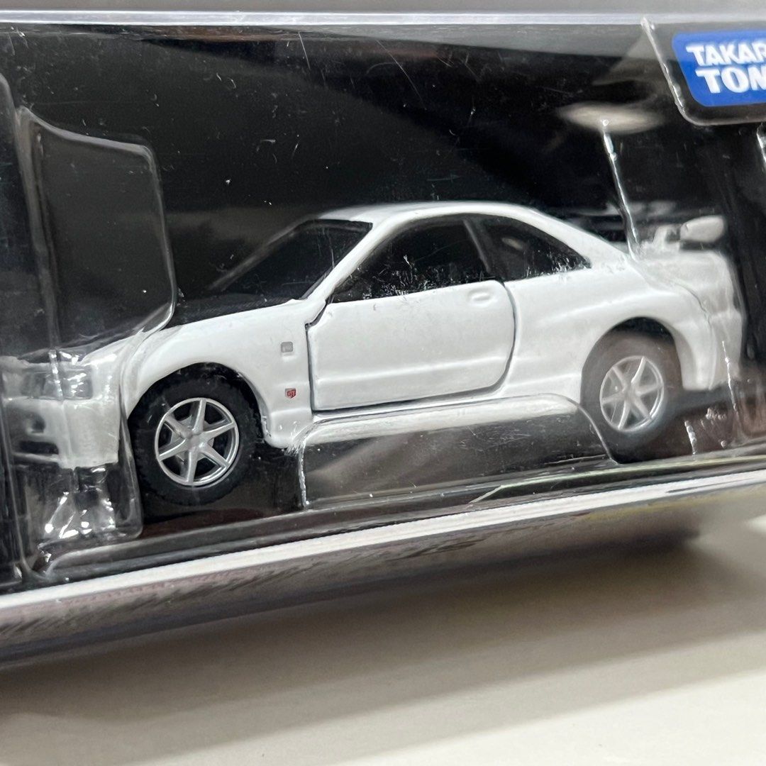 Tomica Limited 50th Anniversary Nissan Skyline GT-R V Spec II N1 BNR34 (R34), Hobbies & Toys ...