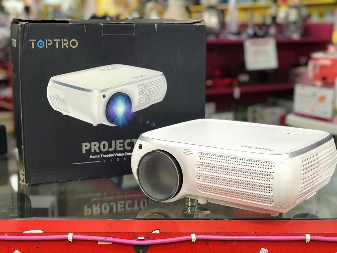 TOPTRO WiFi Bluetooth Projector 9500Lumen ( Brand New ), TV & Home ...