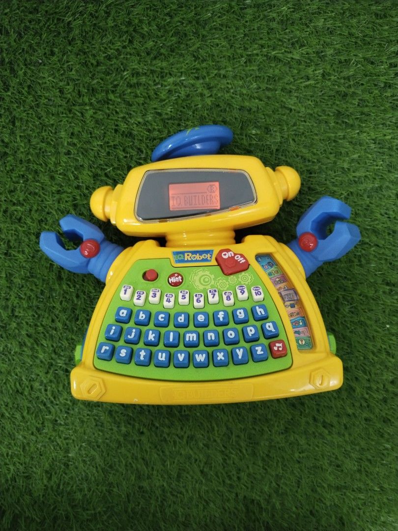 Vintage IQ Builders Robot Education, Hobbies & Toys, Toys & Games on Carousell