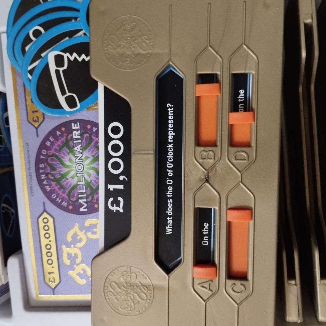 Who wants to be a millionaire game board on Carousell