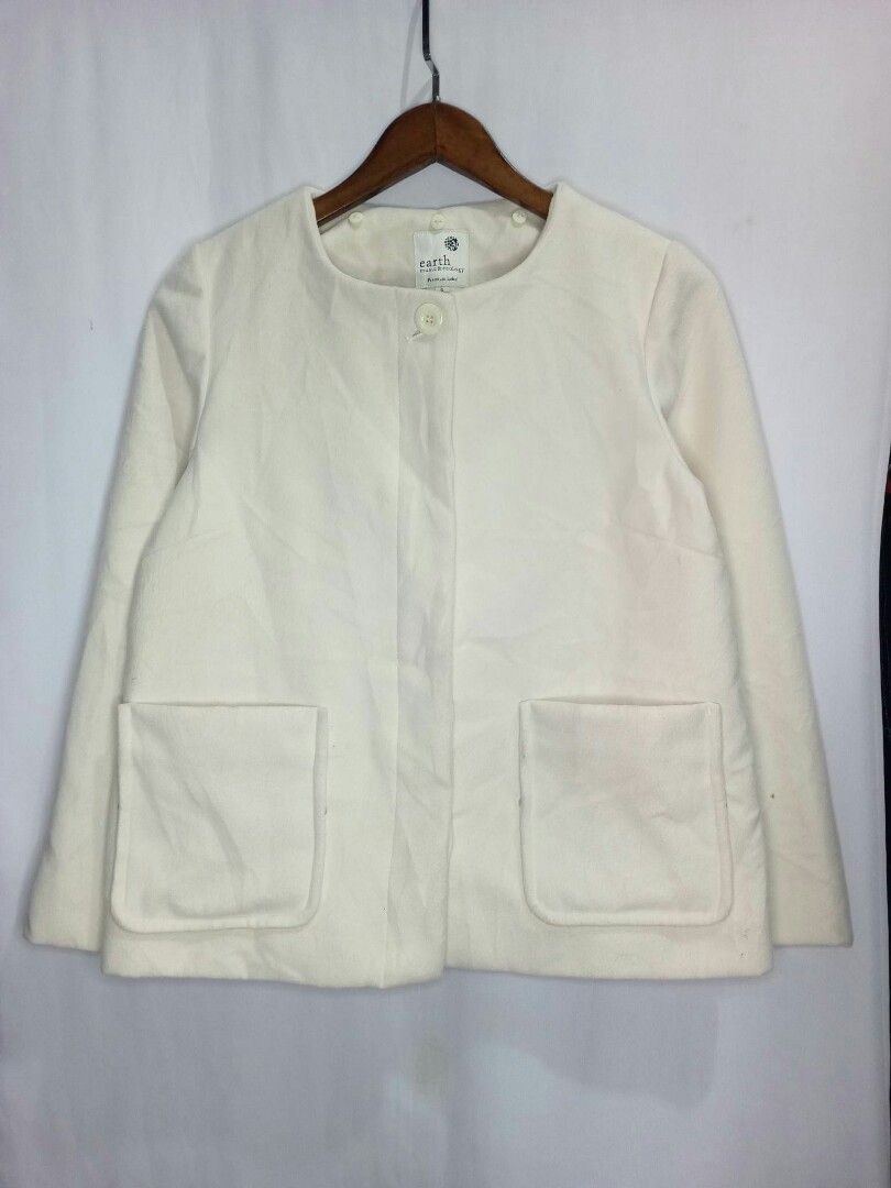 Women Cream Jacket on Carousell
