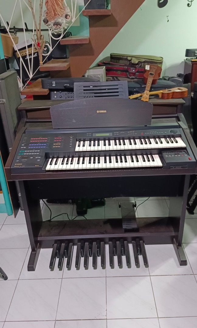 Yamaha electone El 100 organ piano, Hobbies & Toys, Music & Media ...