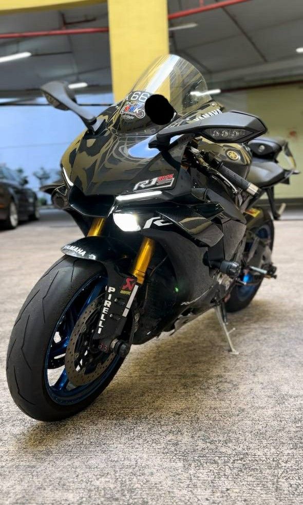 Yamaha R1, Motorcycles, Motorcycles for Sale, Class 2 on Carousell
