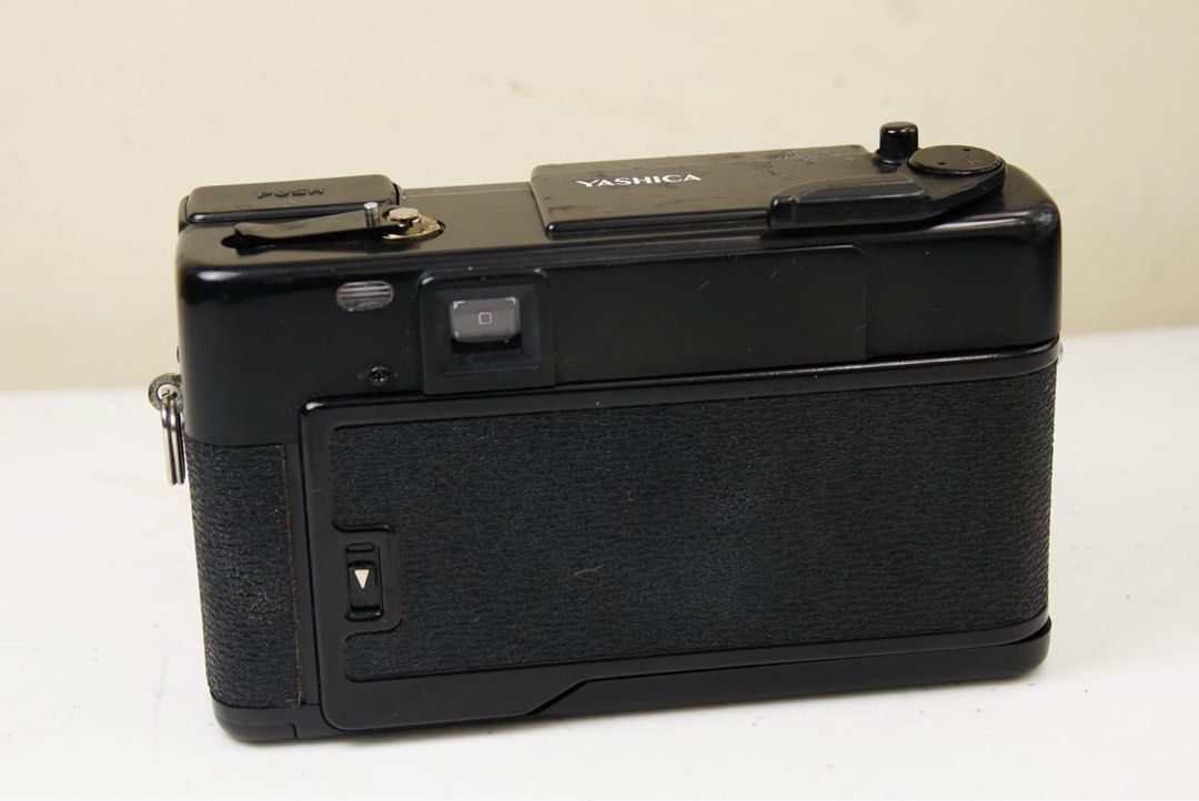 Yashica Auto Focus Film Camera, Photography, Cameras on Carousell