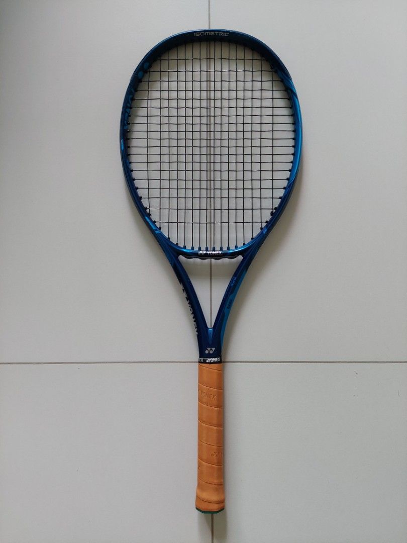 Yonex Ezone 98 2020 305 gm tennis racquet racket, Sports Equipment ...