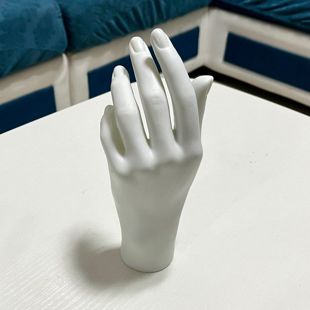 1:1 Scale Hand Model (White), Hobbies & Toys, Stationery & Craft, Craft ...