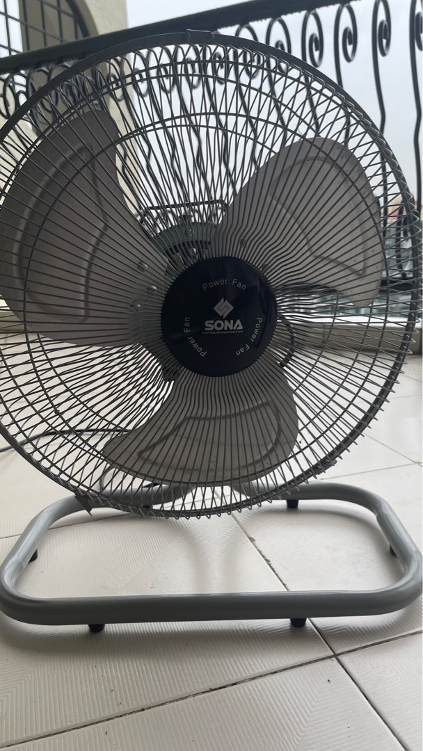 16inch Sona power fan / table fan, Furniture & Home Living, Lighting ...