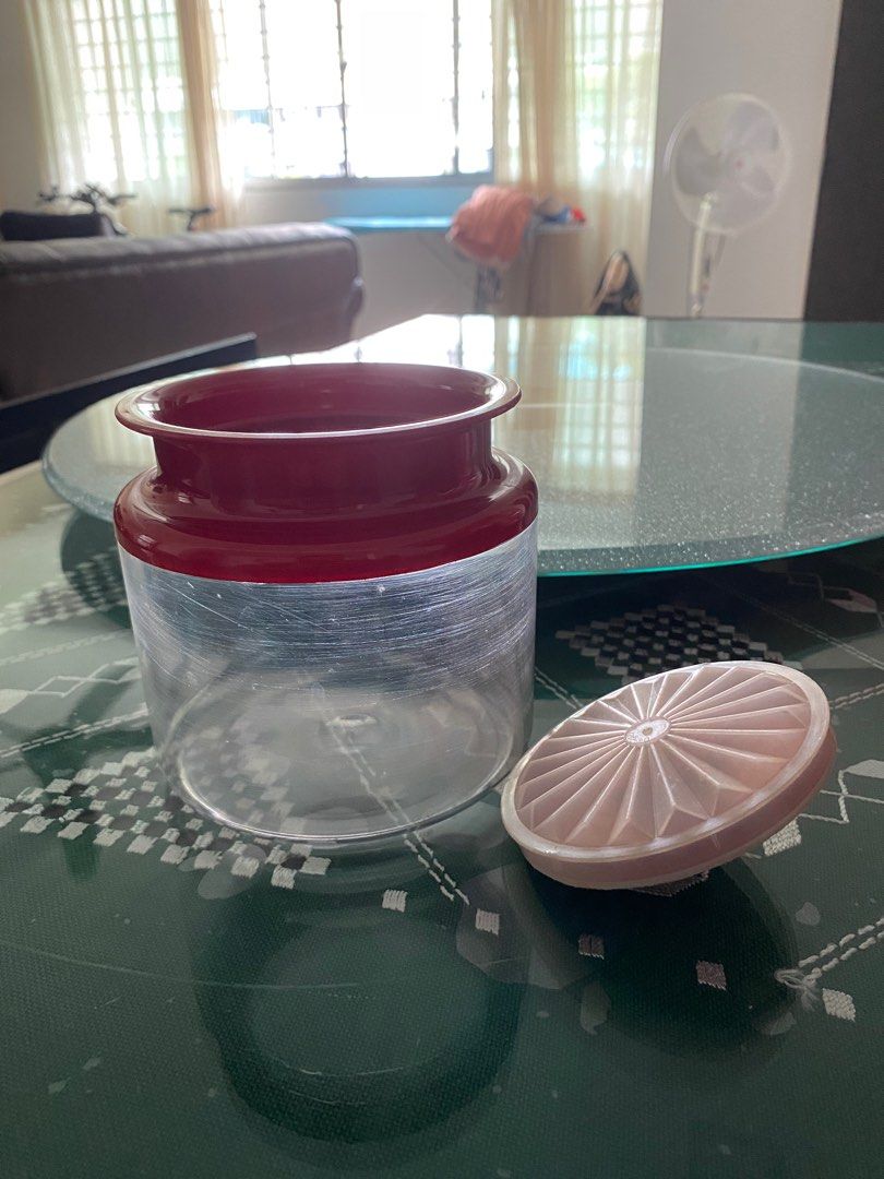 Airtight Tupperware, Furniture & Home Living, Kitchenware & Tableware ...