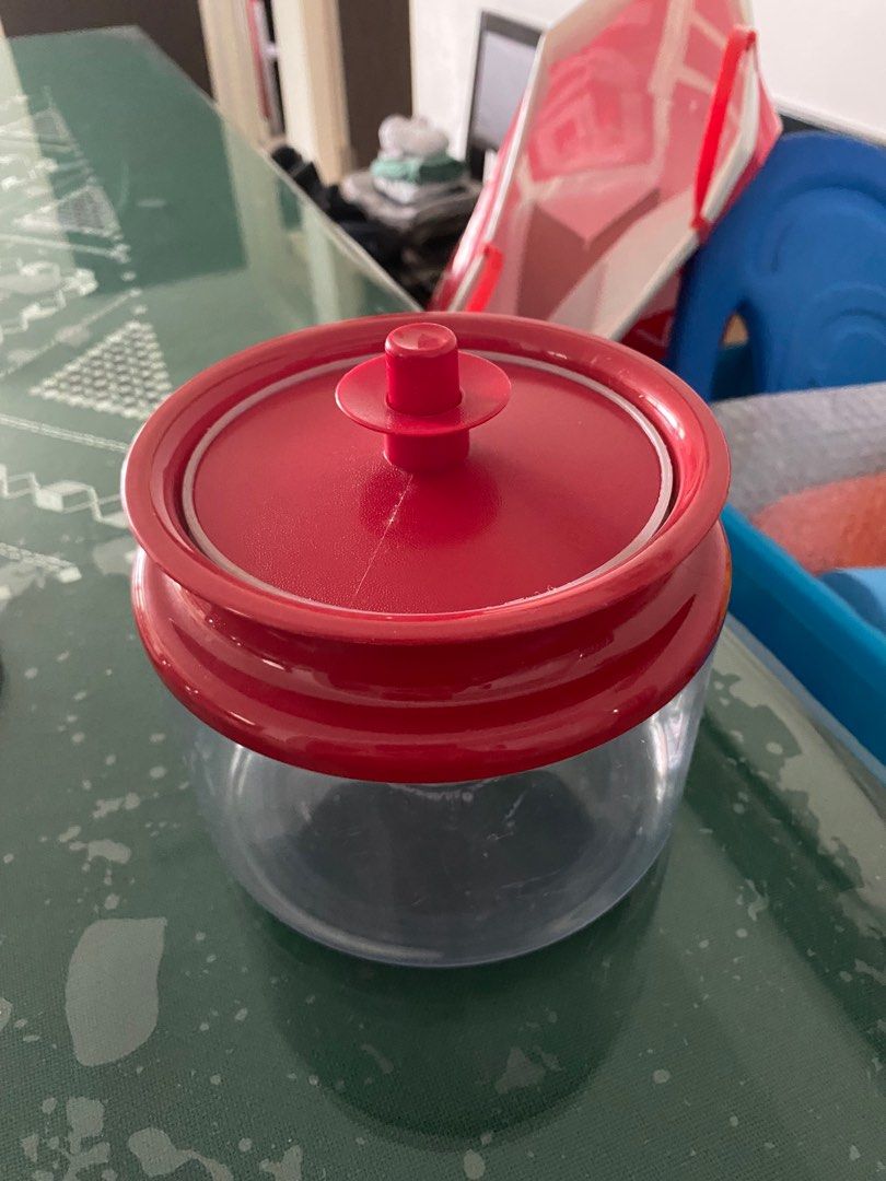 Airtight Tupperware, Furniture & Home Living, Kitchenware & Tableware ...