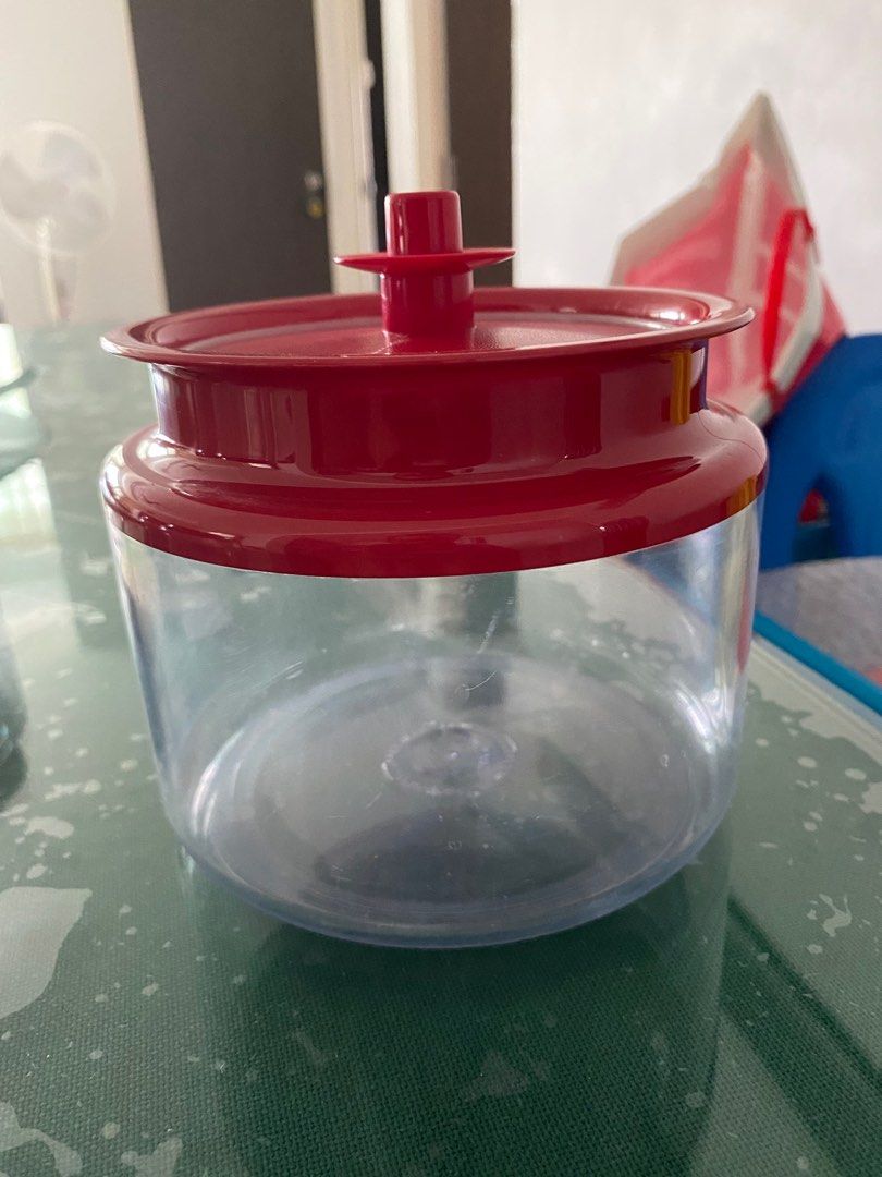 Airtight Tupperware, Furniture & Home Living, Kitchenware & Tableware ...