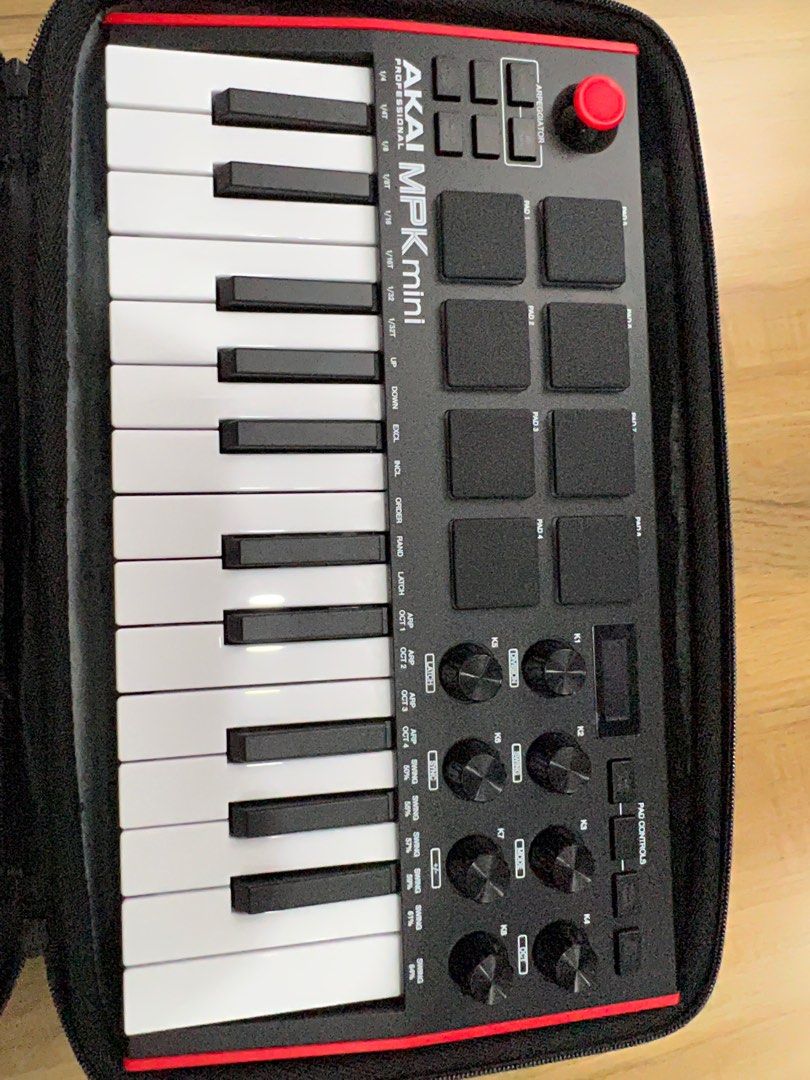 Akai Mpk mini mk3 with case and usb c cable, Hobbies & Toys, Music ...