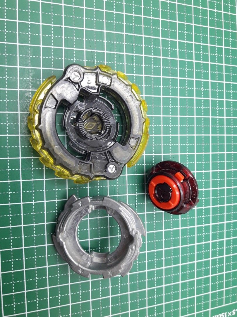 B - 130 Hazard Kerbeus 4 Merge Takara Tomy Beyblade on Carousell