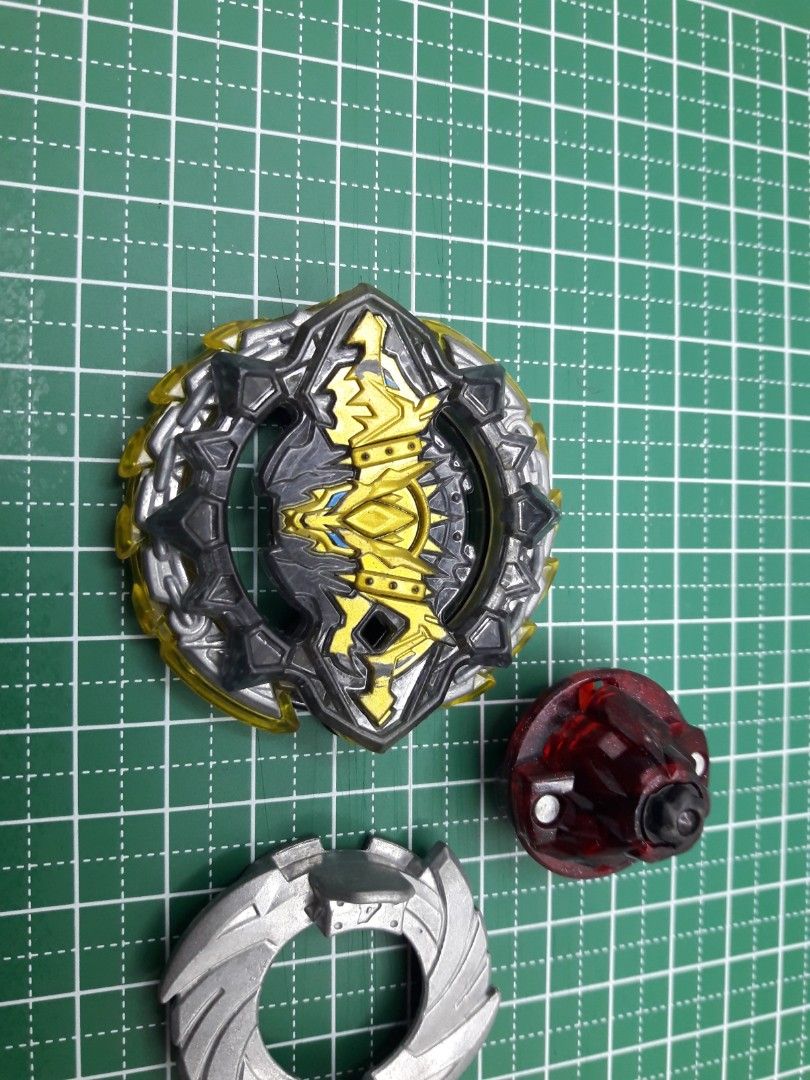 B - 130 Hazard Kerbeus 4 Merge Takara Tomy Beyblade on Carousell