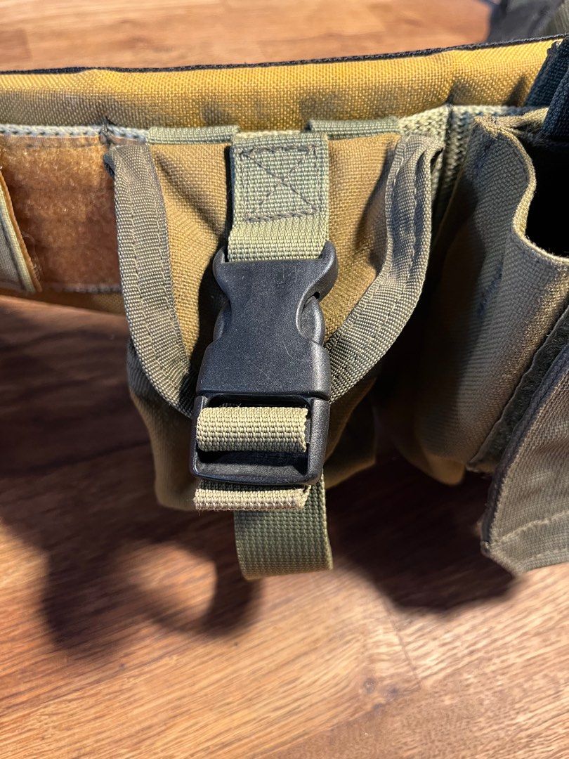 Blackhawk Battle Belt with Pouches and Sheath., Men's Fashion, Bags ...