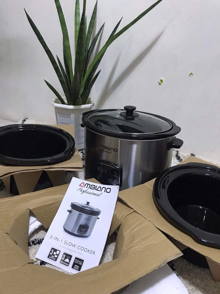 Branded Slow Cooker with 3 ceramic non stick Pots Included Digital Led ...