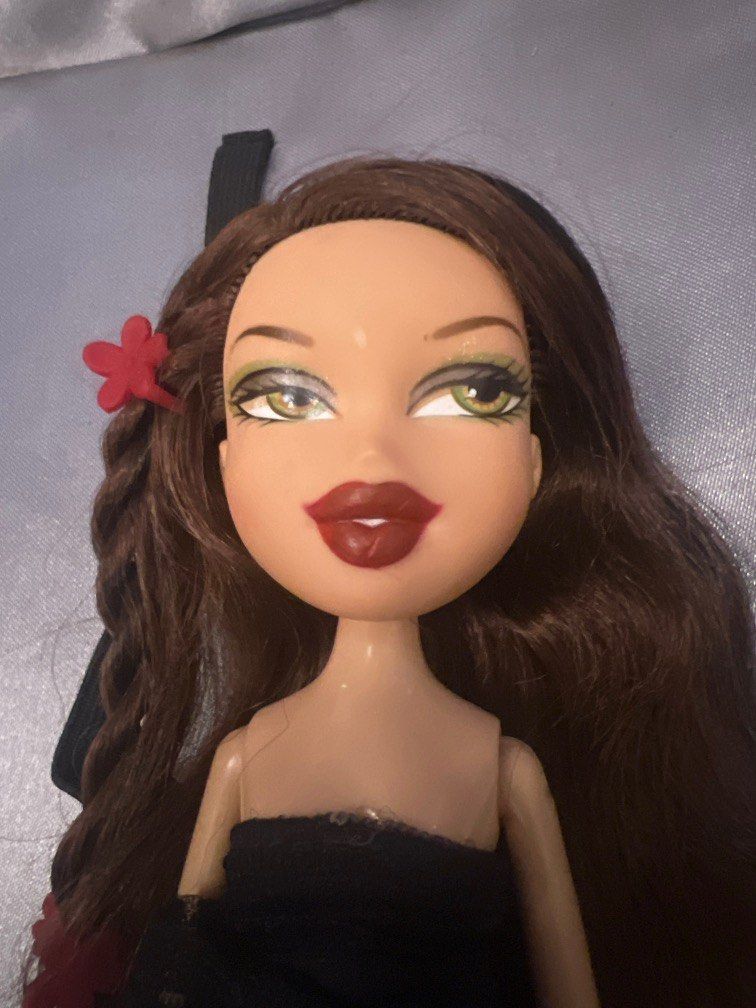 Bratz hollywood style katia, Hobbies & Toys, Toys & Games on Carousell