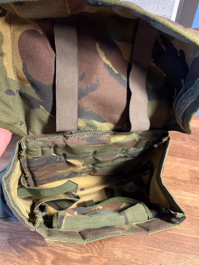 British DPM Gas Mask Pouch, Men's Fashion, Bags, Sling Bags on Carousell