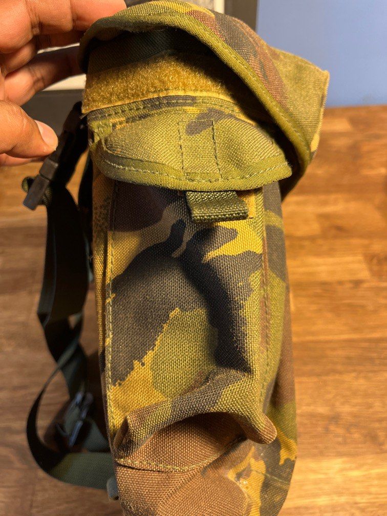 British DPM Gas Mask Pouch, Men's Fashion, Bags, Sling Bags on Carousell